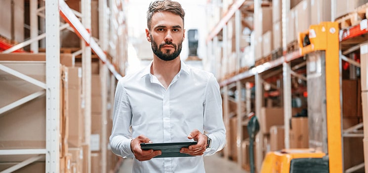 Almacén regional, qué es y cómo funciona | Rack USA